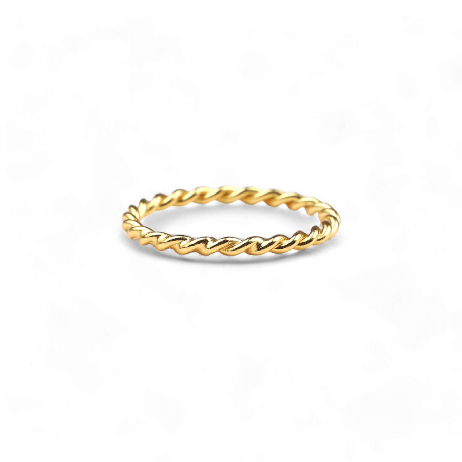 Dainty Braided Ring – Mint & Lily