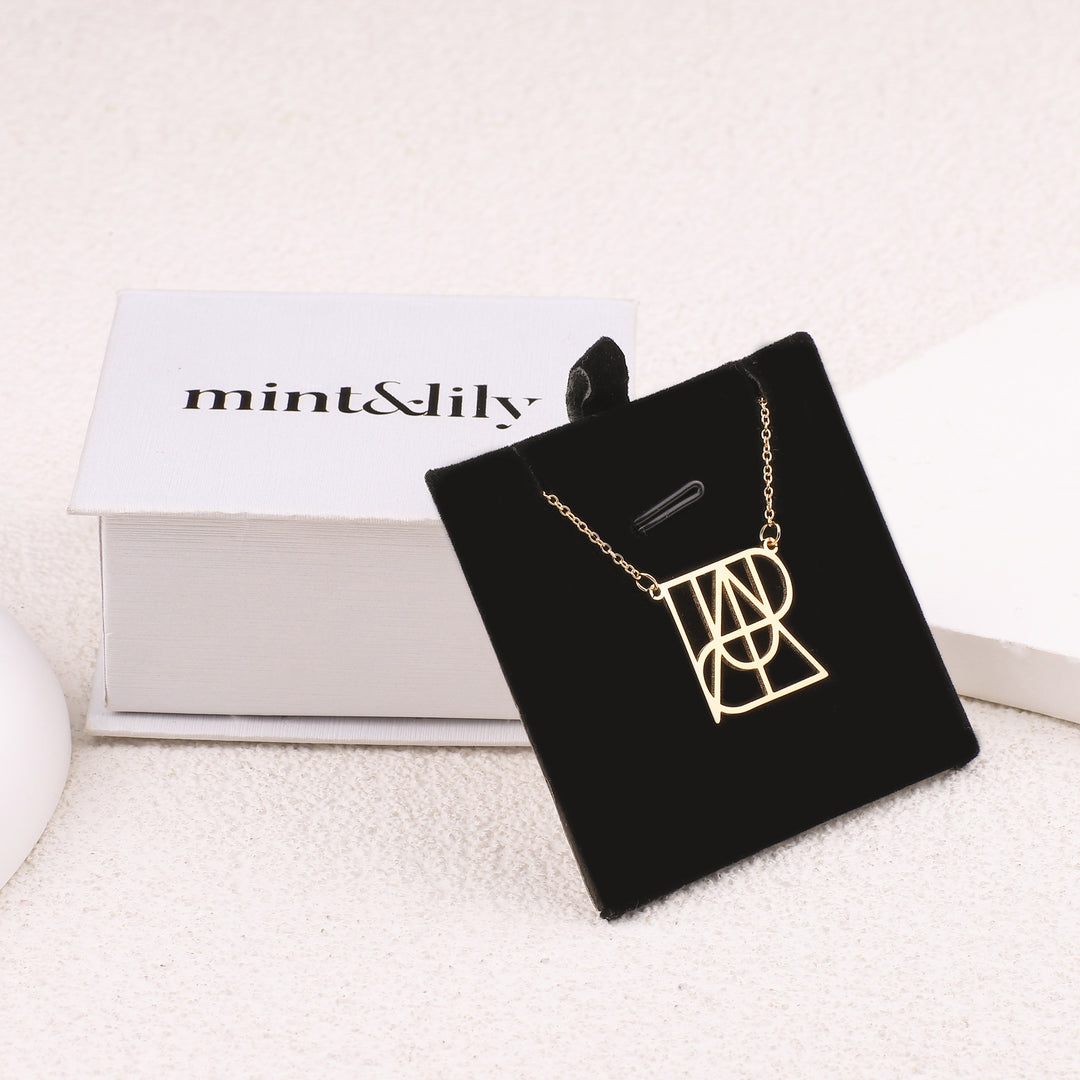 Minimalist Monogram Name Necklace – Mint & Lily