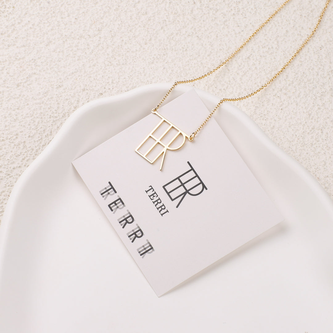 Minimalist Monogram Name Necklace – Mint & Lily