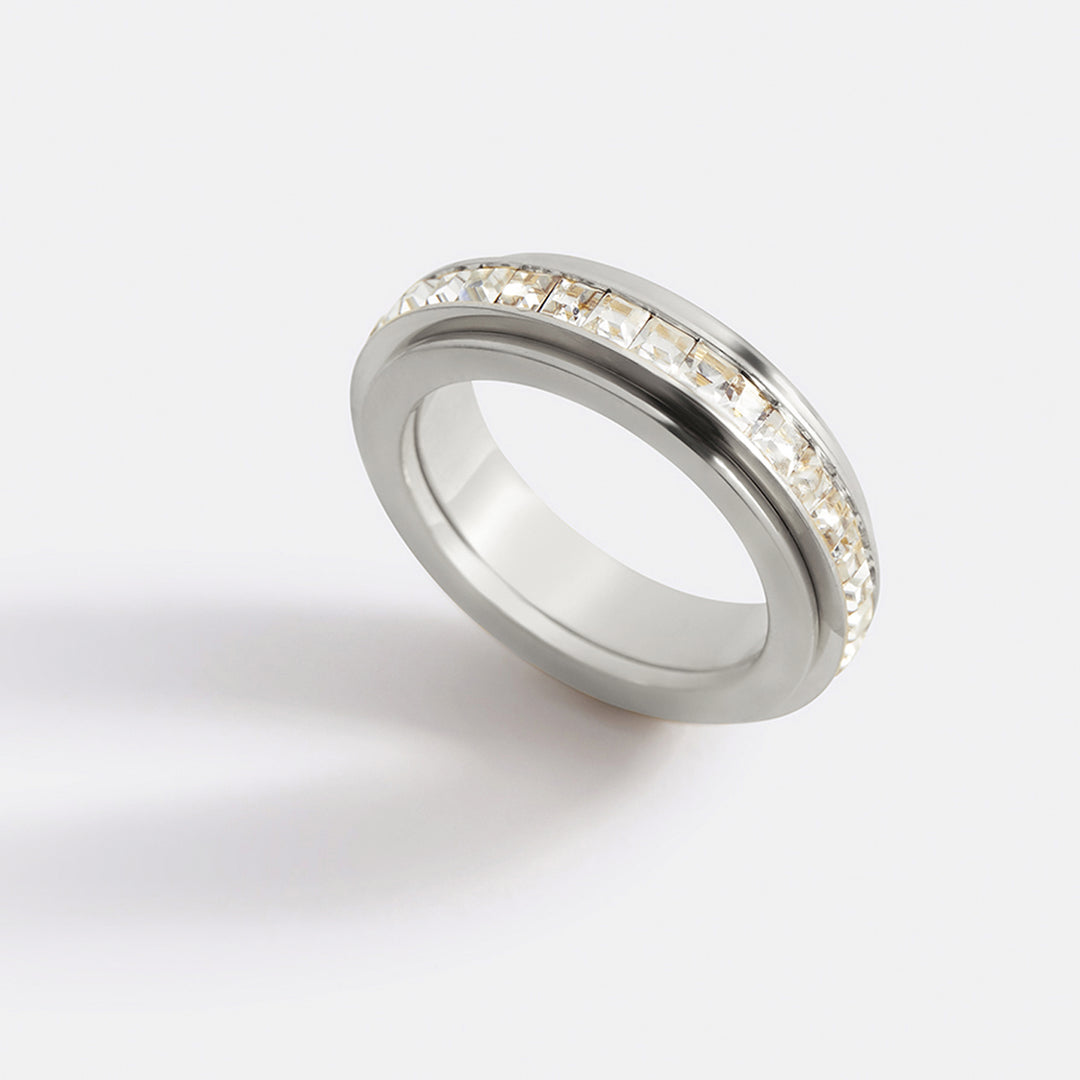 Crystal Statement Spinning Fidget Ring – Mint & Lily