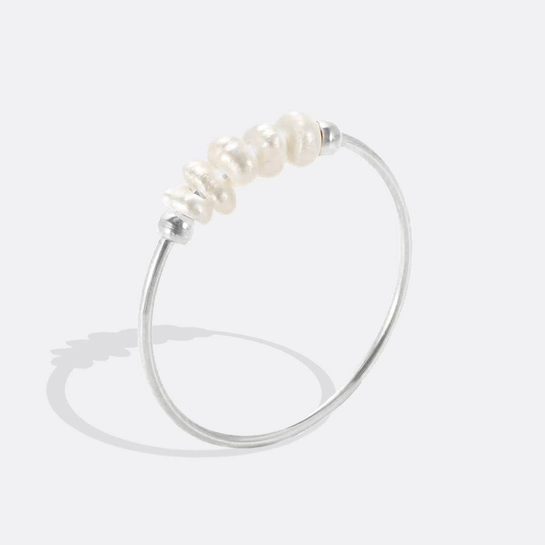 Mini Pearl Ring – Mint & Lily