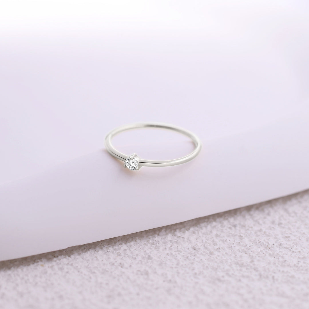 Tiny Diamond Ring – Mint & Lily