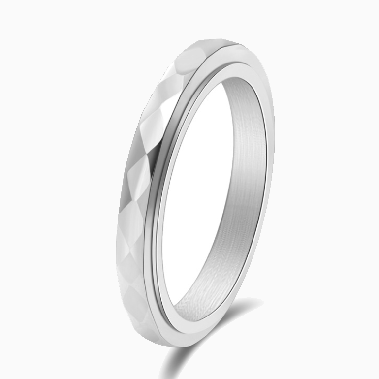 Dainty Hammered Band Spinning Fidget Ring – Mint & Lily