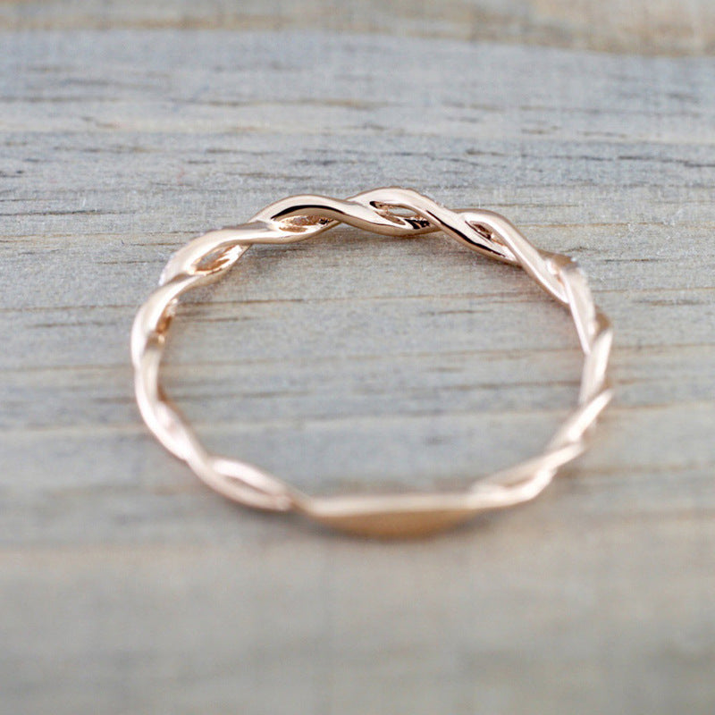 Dainty Pave Twist Stacking Ring – Mint & Lily