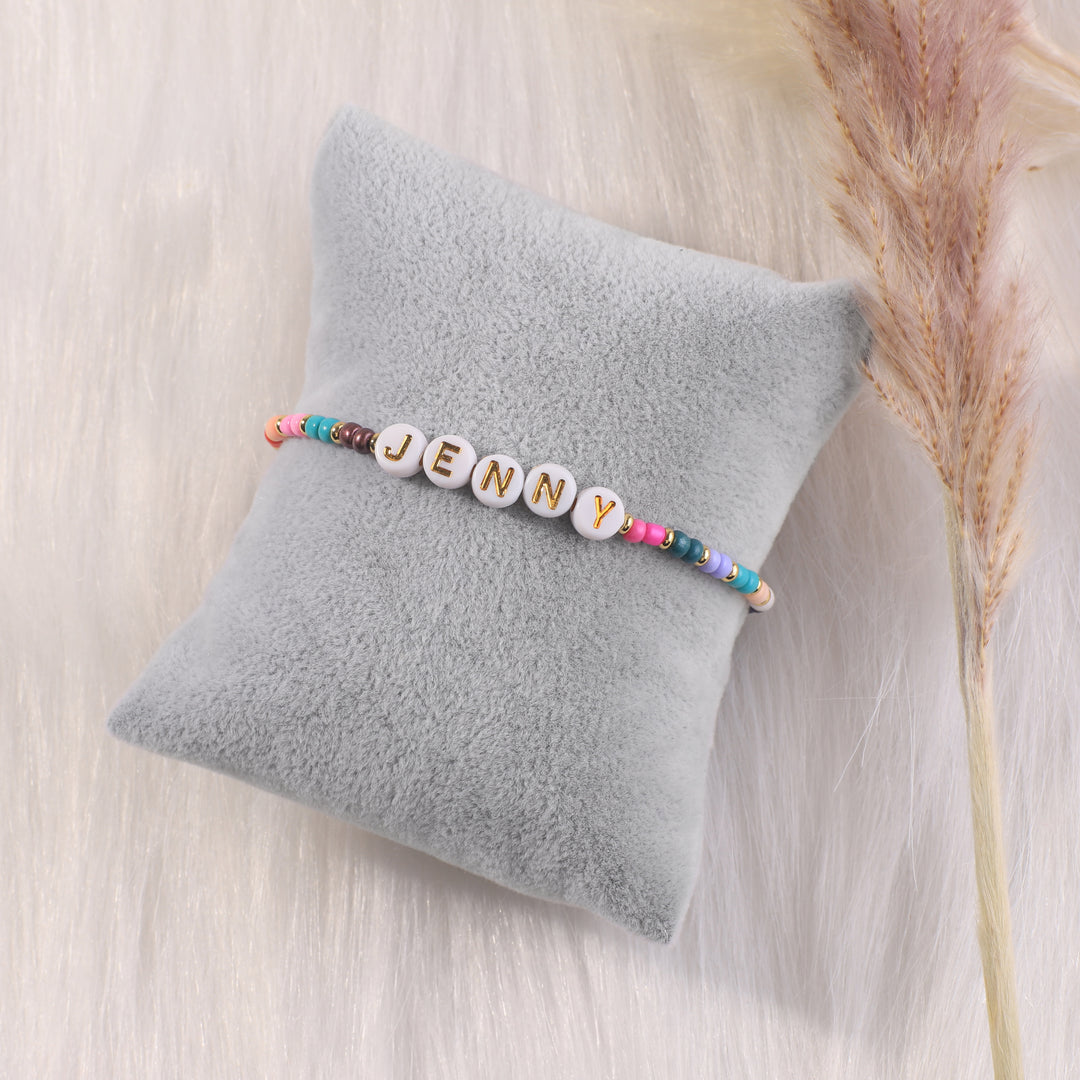 Beaded Name Bracelet | Joyful – Mint & Lily