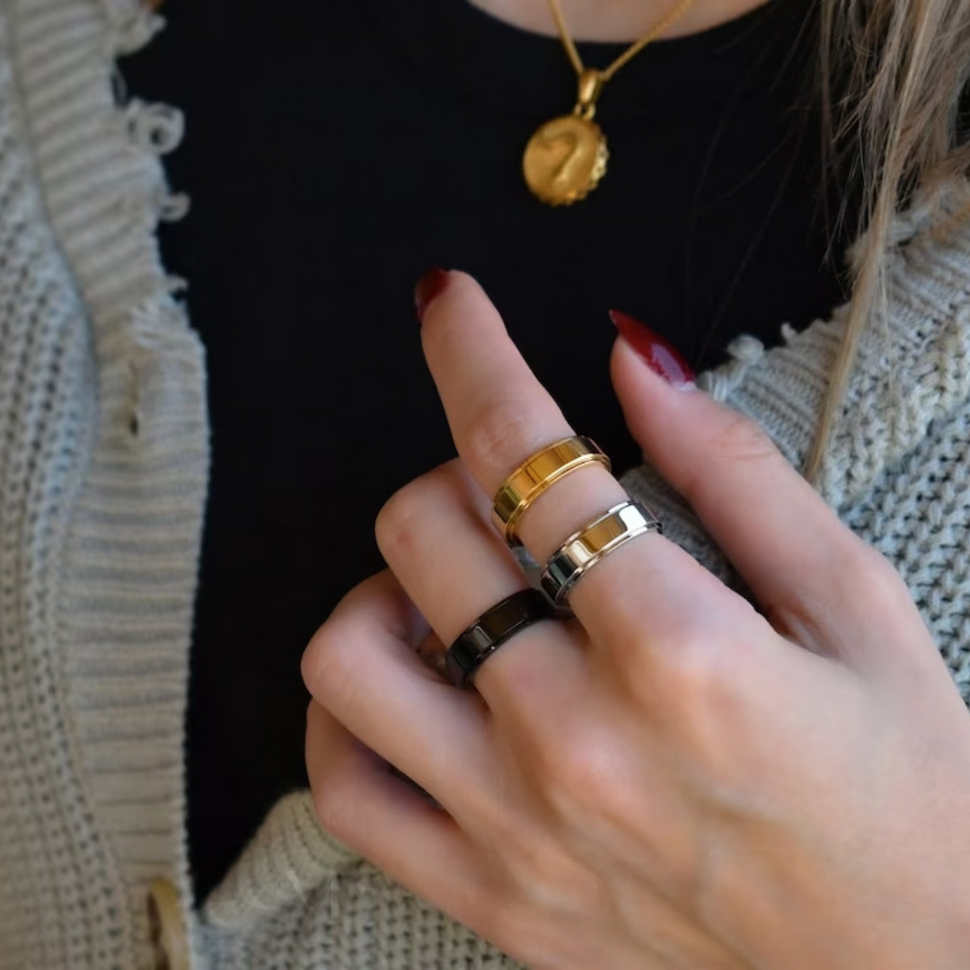Personalized Classic Block Fidget Ring – Mint & Lily